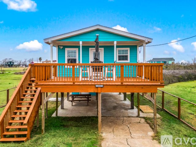 2 BR, 1 BA Apartment 252 Flamingo Street, Bay City, TX 77414