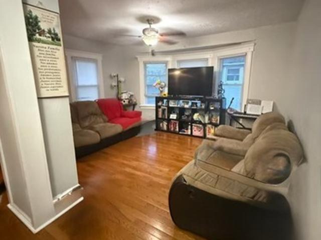 2 BR, 1 BA Apartment 257 E Main St, Unit 2nd Floor, Somerville, NJ 08876
