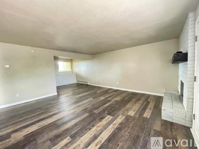2 BR, 1 BA Apartment 2545 King Street, Unit 2, Colorado Springs, CO 80904