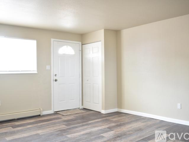 2 BR, 1 BA Apartment 2545 King Street, Unit 3, Colorado Springs, CO 80904