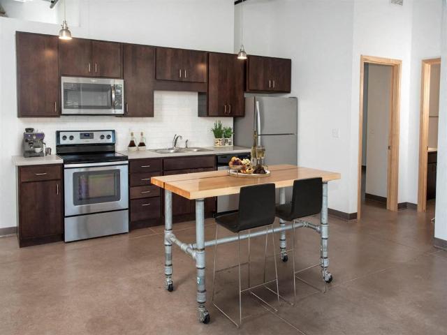 2 BR, 1 BA Apartment 254 9th Avenue N Unit 301, Minneapolis, MN 55401