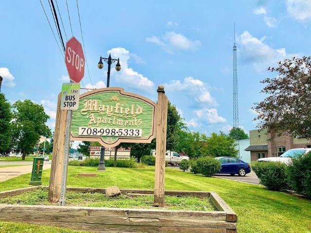 2 BR, 1 BA Apartment 254 Mayfield Ave, Valparaiso, IN 46383