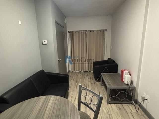 2 BR, 1 BA Apartment 259 258B Sunview St, Waterloo, ON N2L 0H7