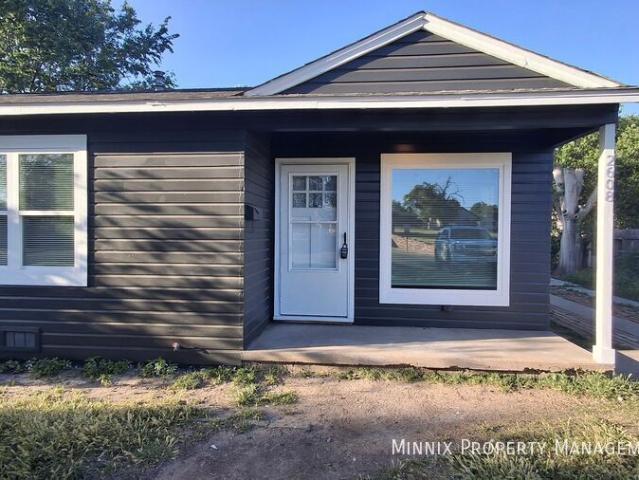 2 BR, 1 BA Apartment 2608 6th Ave Canyon, TX 79015