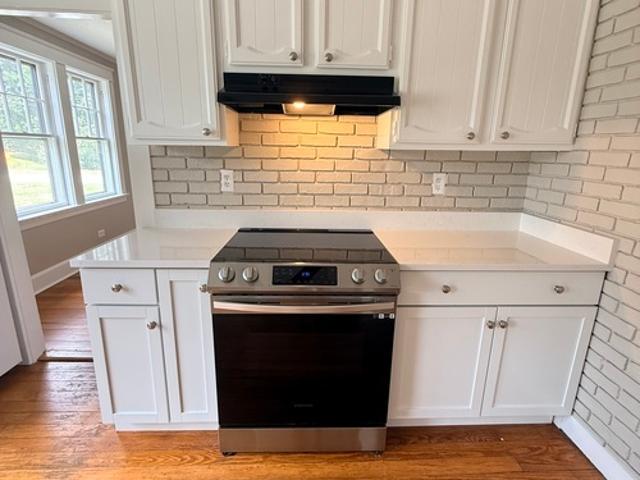 2 BR, 1 BA Apartment 260 Providence Road, Unit Unit One, First Floor, Grafton, MA 01560