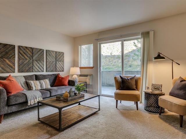 2 BR, 1 BA Apartment 2610 W Westwood Lane Unit 07 208, Spokane, WA 99224
