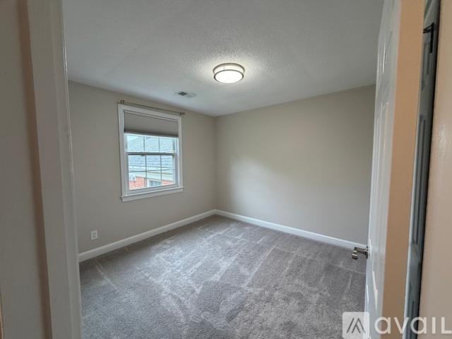2 BR, 1 BA Apartment 2611 Arlington Boulevard, Unit #201, Arlington, VA 22201