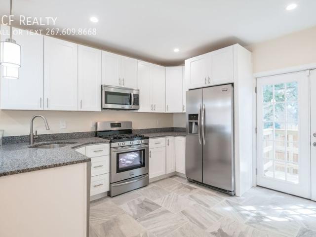 2 BR, 1 BA Apartment 2612 Titan St, Philadelphia, PA 19146