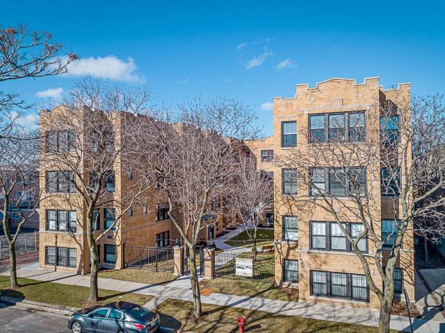 2 BR, 1 BA Apartment 2618 North Rockwell Street Unit 2624 2, Chicago, IL 60647