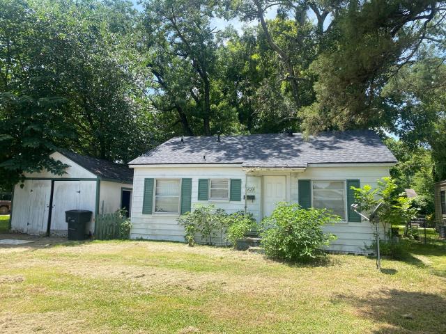 2 BR, 1 BA Apartment 2622 Lamar Street, Bossier City, LA 71112