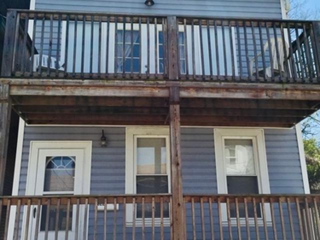2 BR, 1 BA Apartment 2622 Stella Street, Pittsburgh, PA 15203