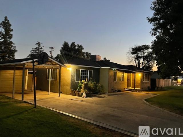2 BR, 1 BA Apartment 2625 West Sonora Avenue, Unit home, Tulare, CA 93274