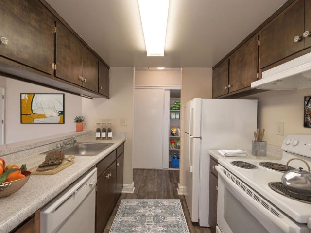 2 BR, 1 BA Apartment 2633 Fulton Ave Unit 223 F1, Sacramento, CA 95821