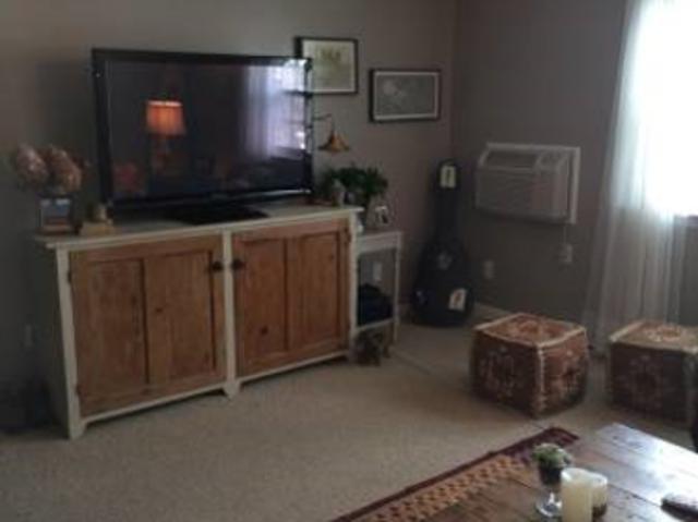 2 BR, 1 BA Apartment 264 Lafayette Rd, Unit B2, Portsmouth, NH 03801