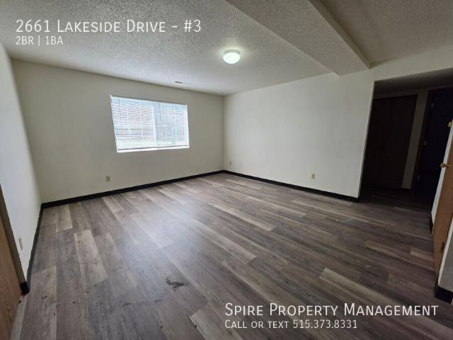 2 BR, 1 BA Apartment 2661 Lakeside Drive, Iowa City, IA 52240