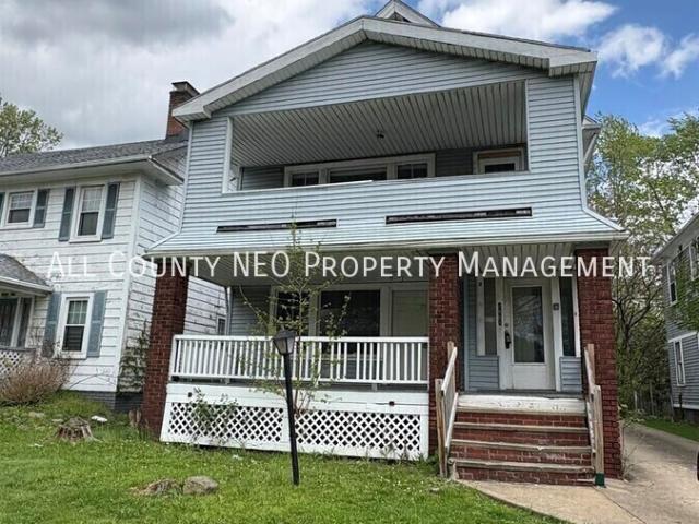 2 BR, 1 BA Apartment 2661 Martin Luther King Jr Dr Cleveland, OH 44104