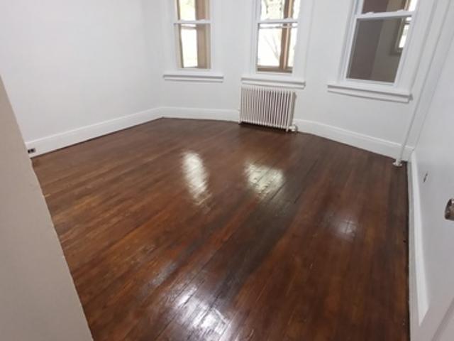 2 BR, 1 BA Apartment 26 Caroline Avenue, Unit 1st Floor, Clifton, NJ 07011