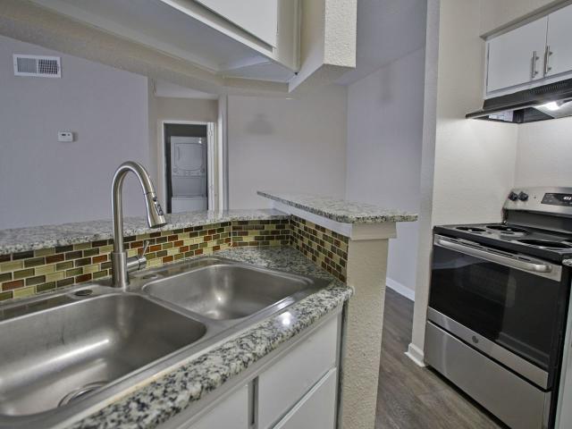 2 BR, 1 BA Apartment 2700 S Dairy Ashford St Unit 626 626D, Houston, TX 77082