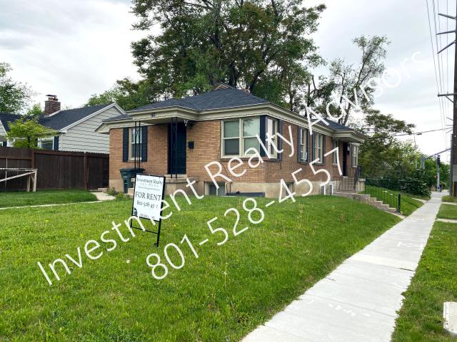 2 BR, 1 BA Apartment 2704 S Alden St, Salt Lake City, UT 84106