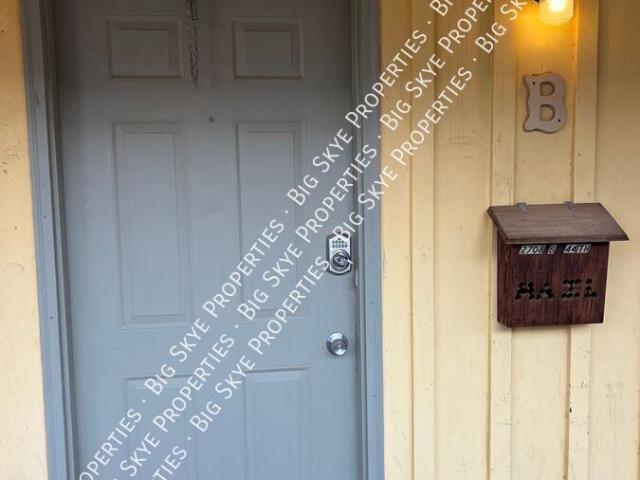 2 BR, 1 BA Apartment 2708 B 44TH Street, Lubbock, TX 79413