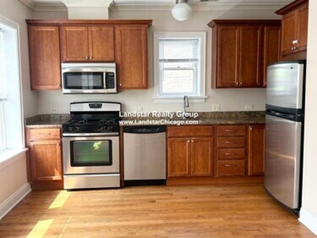 2 BR, 1 BA Apartment 2708 W Ainslie St, Unit 3F, Chicago, IL 60625