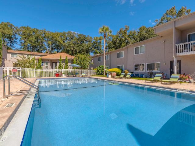 2 BR, 1 BA Apartment 2711 Allen Rd Unit 04, Tallahassee, FL 32312