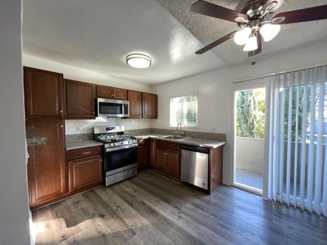 2 BR, 1 BA Apartment 271 Parke Street Unit 125#18, Pasadena, CA 91101