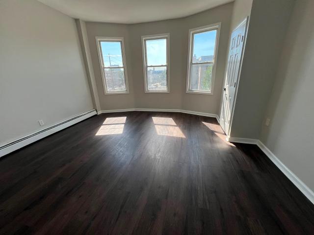 2 BR, 1 BA Apartment 271 Summer St, Paterson, NJ 07501