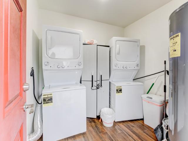2 BR, 1 BA Apartment 2720 Truxillo Street, Houston, TX 77004