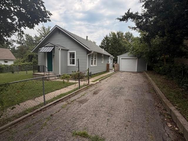 2 BR, 1 BA Apartment 2722 SE Wisconsin Ave, Topeka, KS 66605