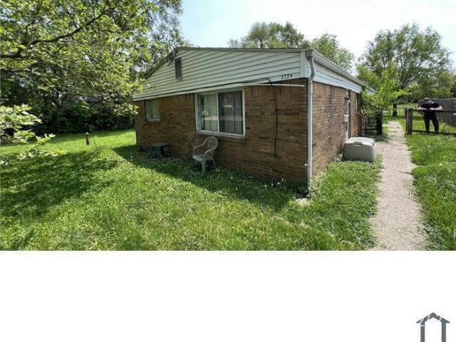 2 BR, 1 BA Apartment 2724 Fremont, Toledo, OH 43605