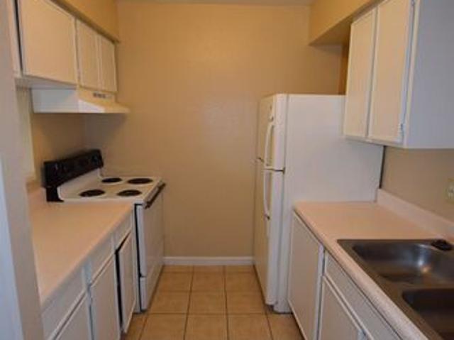 2 BR, 1 BA Apartment 2725 Waldron Road, Unit 24, Corpus Christi, TX 78418