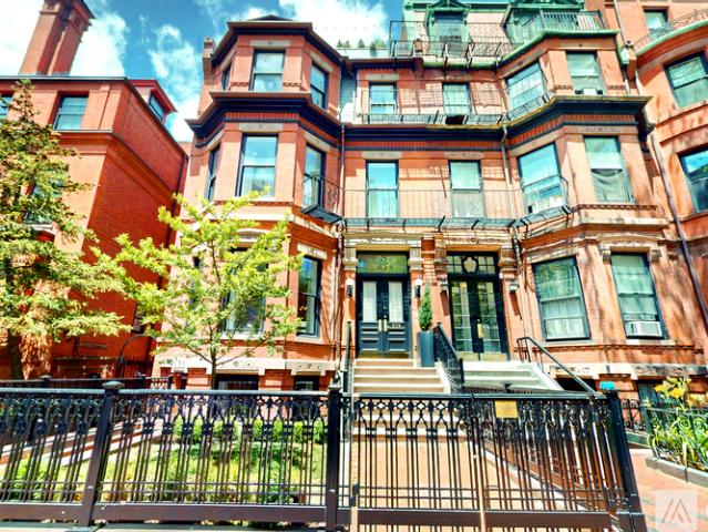 2 BR, 1 BA Apartment 277 Marlborough St, Unit CH, Boston, MA 02116