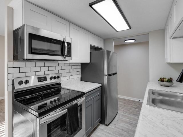 2 BR, 1 BA Apartment 2754 E Paulding Rd Unit 2760P2, Fort Wayne, IN 46816