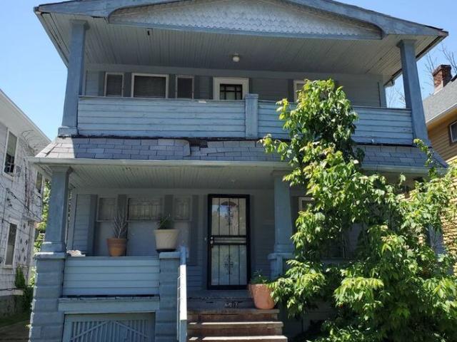 2 BR, 1 BA Apartment 2760 E 122nd St, Cleveland, OH 44120