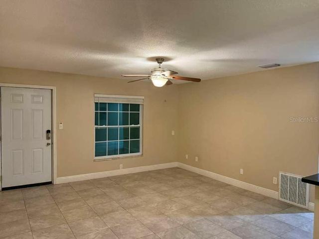 2 BR, 1 BA Apartment 2800 East 113th Avenue, Tampa, FL 33612