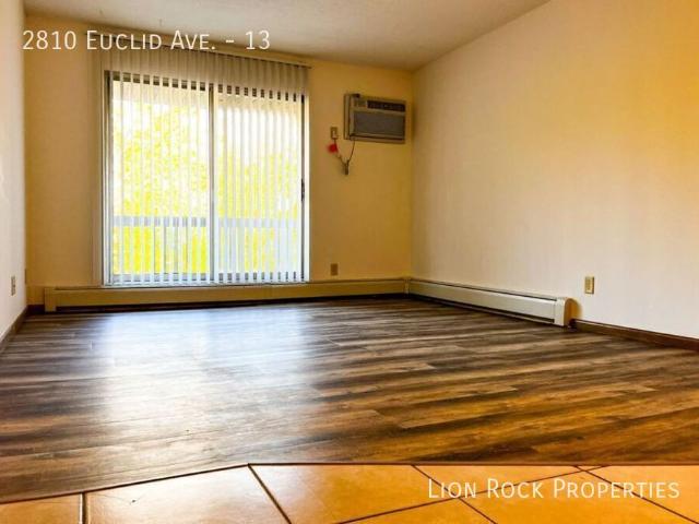 2 BR, 1 BA Apartment 2810 Euclid Ave Anoka, MN 55303