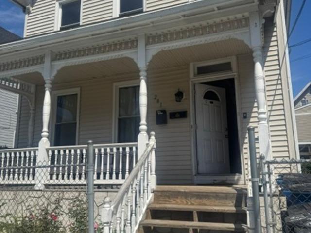 2 BR, 1 BA Apartment 281 Lloyd St, Unit 2, New Haven, CT 06513