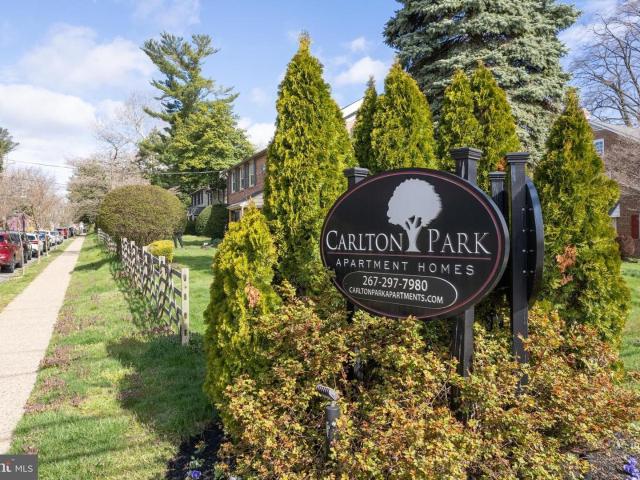 2 BR, 1 BA Apartment 2824 Midvale Ave, Philadelphia, PA 19129