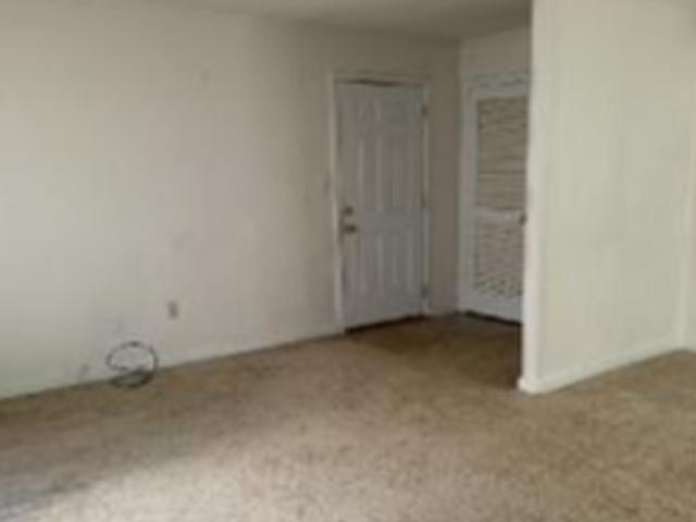 2 BR, 1 BA Apartment 2835 Cherokee Road, Athens, GA 30605