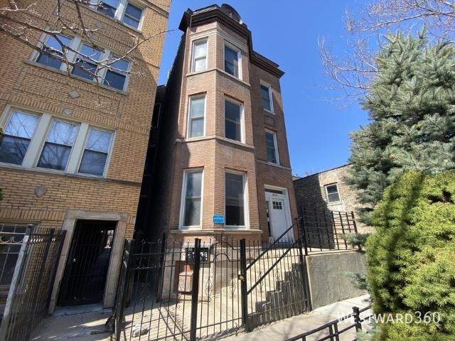 2 BR, 1 BA Apartment 2844 N Whipple St, Chicago, IL 60618