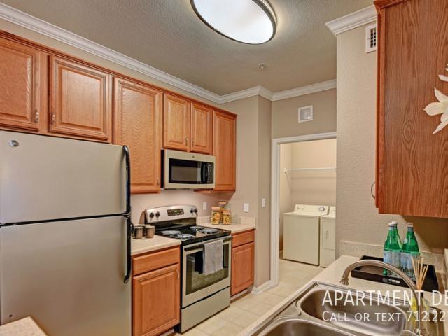 2 BR, 1 BA Apartment 2846 Shadowbriar DrÂ, Houston, TX 77077