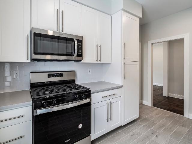 2 BR, 1 BA Apartment 28 Gates Avenue Unit 402, Montclair, NJ 07042