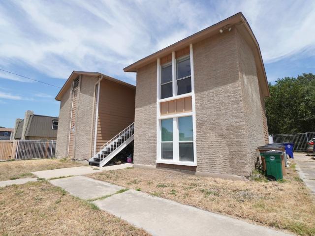 2 BR, 1 BA Apartment 2906 Sweeney Lane, Austin, TX 78723