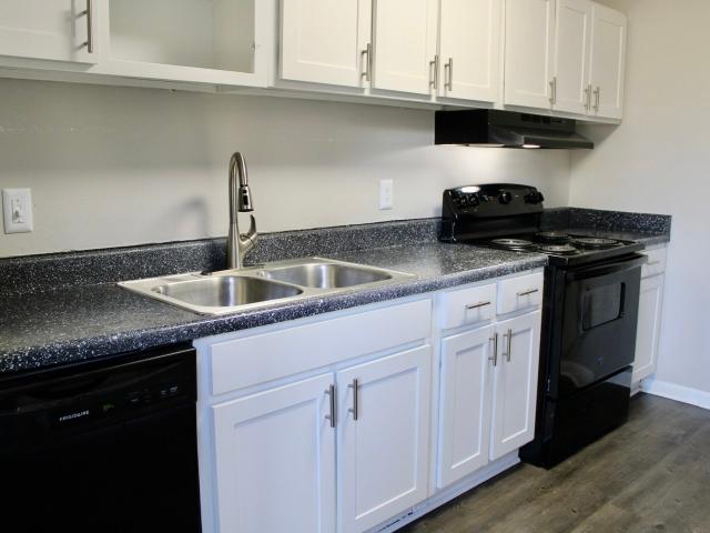 2 BR, 1 BA Apartment 2910 Richmond Hill Road Unit 04C, Augusta, GA 30906