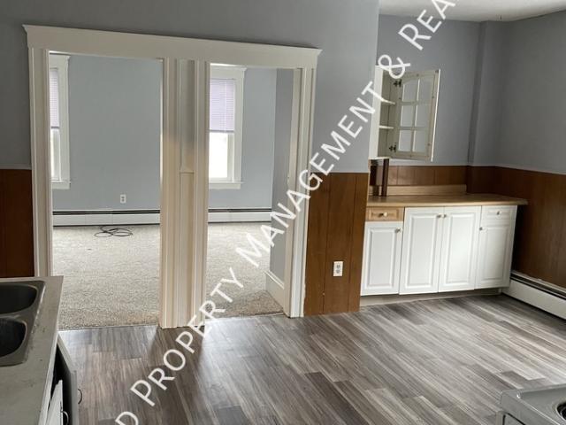 2 BR, 1 BA Apartment 291 Pulaski Blvd, Bellingham, MA 02019