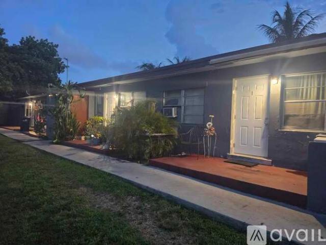 2 BR, 1 BA Apartment 2930 NW 32nd St, Unit 4, Miami, FL 33142