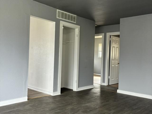 2 BR, 1 BA Apartment 2932 N Ontario, Toledo, OH 43611