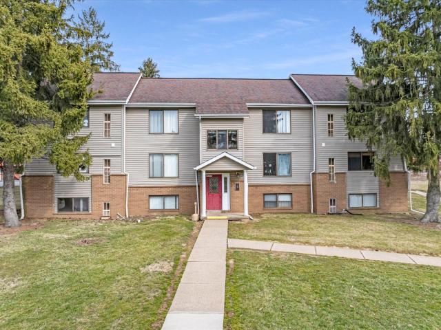 2 BR, 1 BA Apartment 2944 Darlington Road Unit 139, Beaver Falls, PA 15010