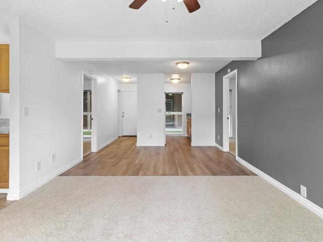 2 BR, 1 BA Apartment 2950 NE 23rd St Unit 020, Gresham, OR 97030
